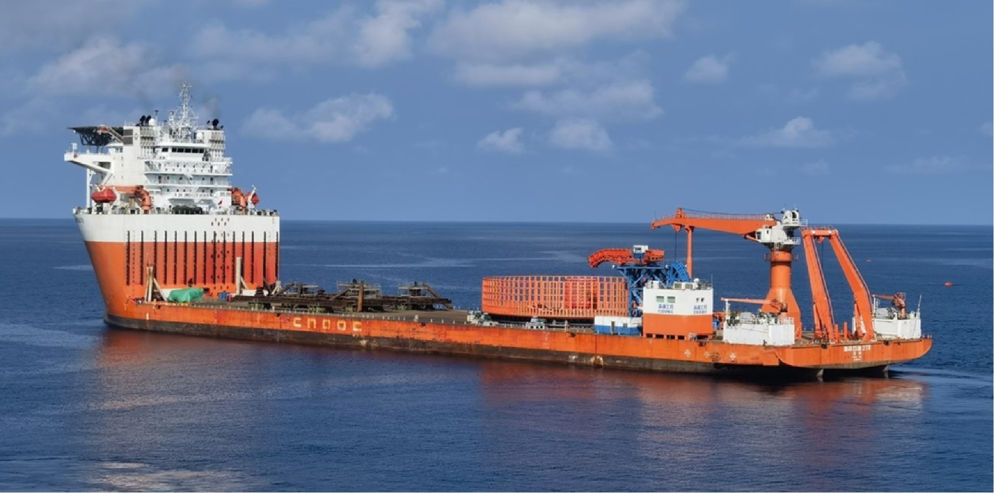 Semi-submersible Barge & DP Cable Laying Vessel_海洋石油工程股份有限公司